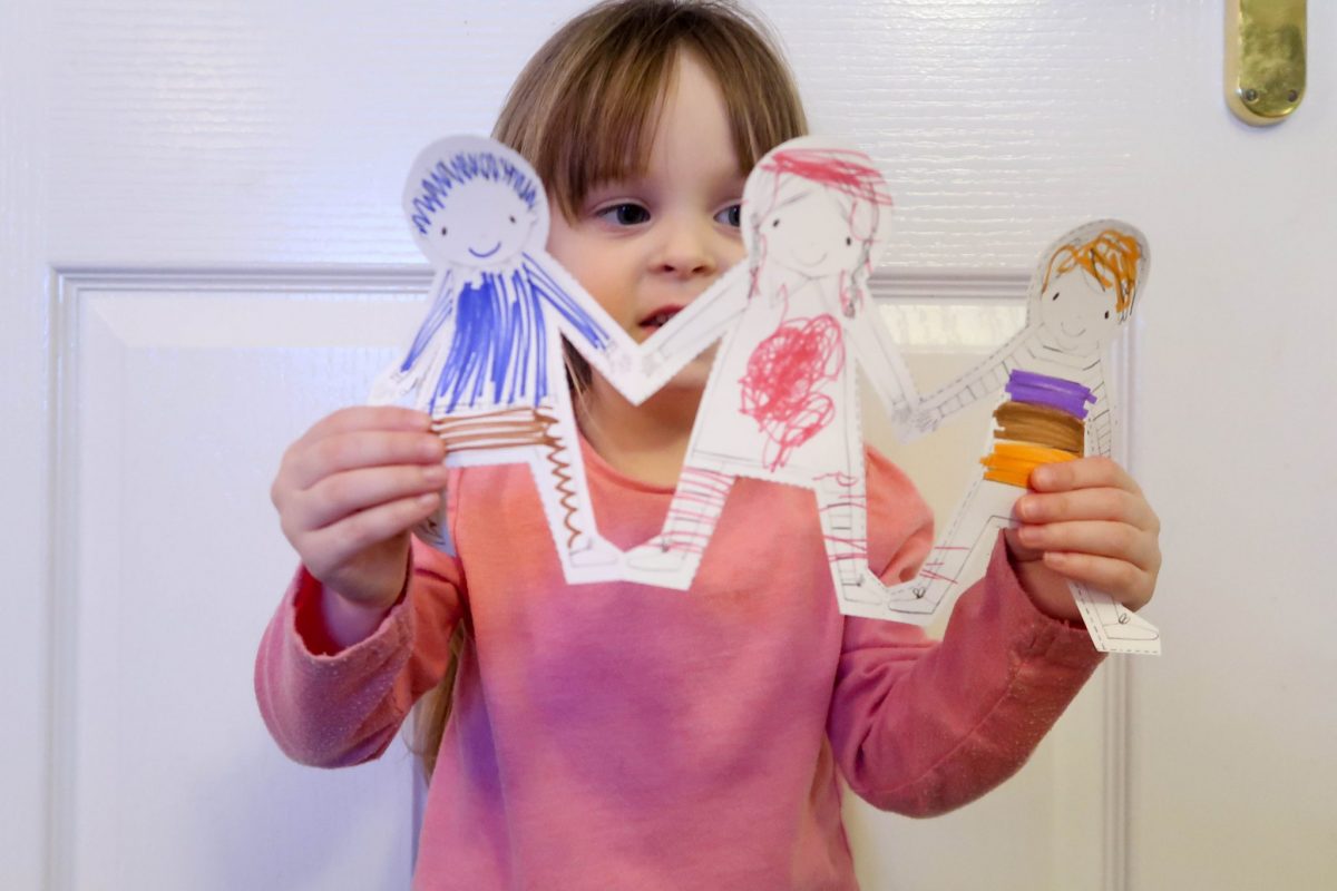 The Paper Dolls – Review & Craft Activity - tippytupps